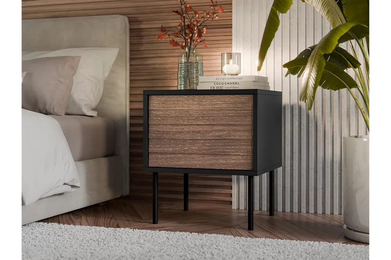 Belonger Nattbord 45 cm Svart/Valnøtt - Møbler - Black Friday coming soon - Trademax